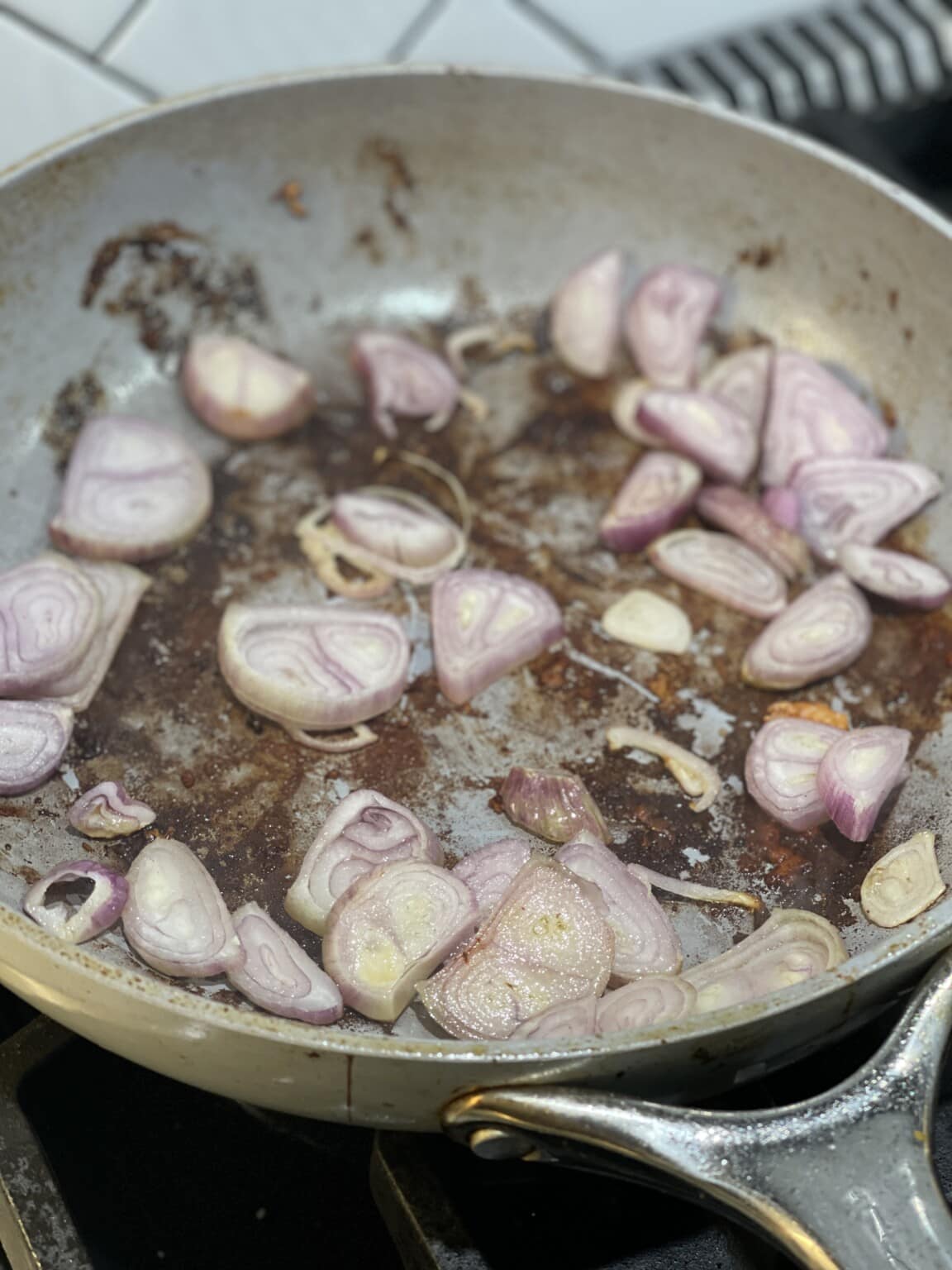 Lemon Shallot Chicken - Sweet Savory and Steph