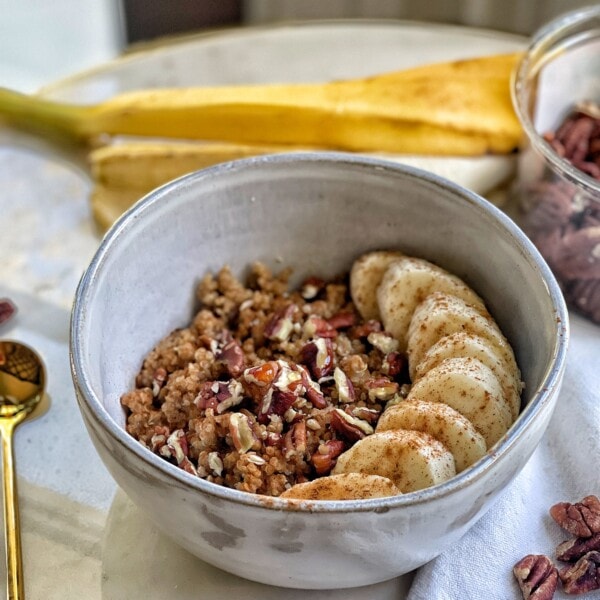 Sweet Quinoa Breakfast Oatmeal - Sweet Savory and Steph